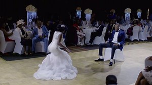 16M views · 92 reactions | Qui a gagné selon vous??? Chanson utilisée dans la vidéo : https://youtu.be/bsvJ-Hz3D6A Du bon gospel lors d'un mariage, çà donne toujours des idées !!!!!!! Regardez ce dance battle challenge entre ce nouveau couple !!! Just Wonderful !!! | Infos Gospel Bénin & Ailleurs | Facebook
