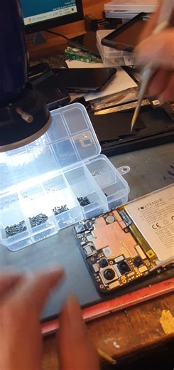 Ear Sensor Not Work , Copy LCD Installed The Phone Ask To Press On Several Points On It's LCD Before Useable Solution. ដោះស្រាយដាក់អេក្រង់ Copy មុនបានប្រើវាឲ្យតាមចុចពពុះ | San Borann (Official)