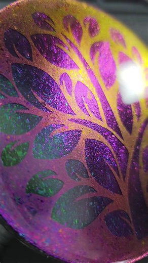 Colorful Chameleon Flakes Resin Art Tutorial