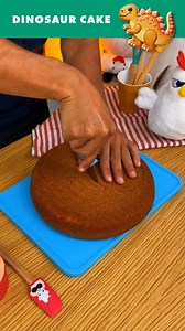 701K views · 253 reactions | Baby Dinosaur Cake! A dino-mite cake for little ones 練 | Chefclub Australia | Facebook