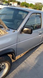 Nisan d 21 2.7 diesel, aire y direccion del 2005. 099981229 | Bravo Automoviles