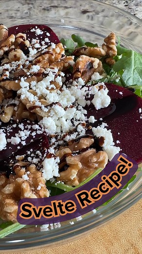 This vibrant recipe for our Beetroot and Goat Cheese Salad is a flavor explosion! 🥗💥 Packed with nutrients like iron and antioxidants, beetroot makes this salad a nutritional powerhouse! Plus, the creamy goat cheese perfectly complements the earthy flavor of the beets. 👇Here’s the recipe!👇 (1 serving) Ingredients: ✔️ 1/2 cup Cooked Beets ✔️ 2 tbsp Goat cheese crumble ✔️ 1 cup or handful Arugula ✔️ 2 tbsp or 7 Walnuts ✔️ drizzle of Balsamic glaze Instructions: 1️⃣ Wash, peel, and cook the bee
