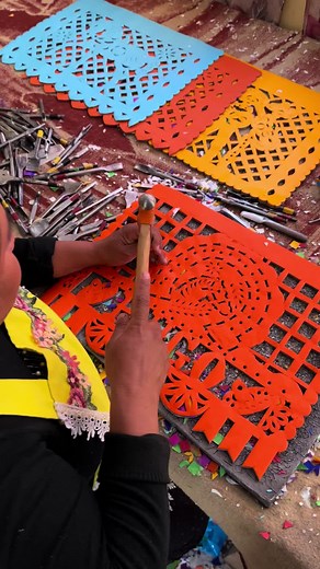 Guía de Elaboración de Papel Picado Artesanal
