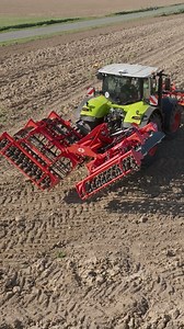 2.4K views · 386 reactions | PLANIPACK 60 ET PRECILITOR 60 VENDREDI SUR YOUTUBE  #agriculture #gregoirebesson #machinery #farming #tractor #claas #farmlife | Grégoire Besson | Facebook