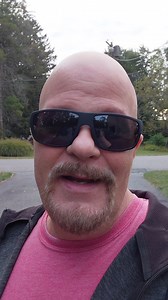 20K views · 272 reactions | #favoritesong #bands #favoritesongs #books #classicrock #horrorbooks #song #musiclovers #daemonmanx | Daemon Manx | Facebook