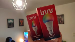 [TEST] Innr Smart Candle Color E14 et Smart Bulb Color E27, des ampoules connectées RGB qui ont du "culot" !