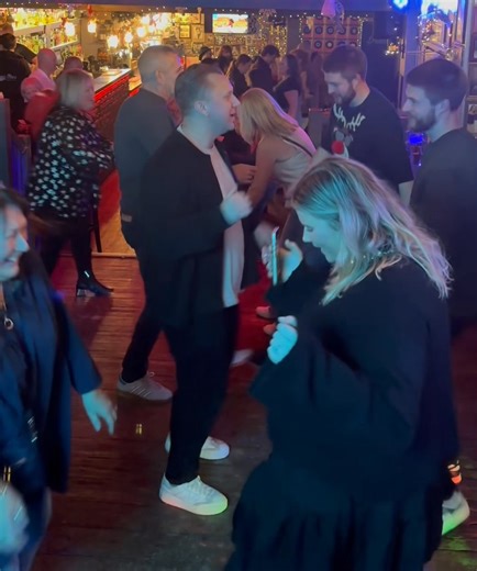 The last saddle up line dancing for 2025 went down amazing thank you Cindy ❤️🤠 | Maggie Maes Brighton