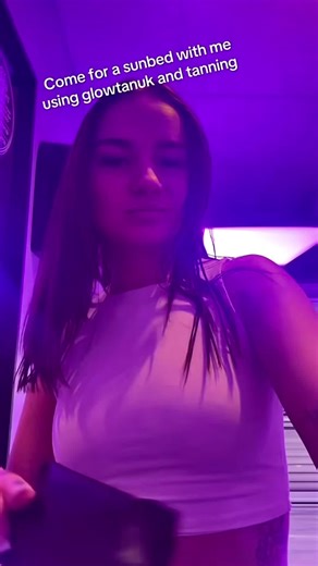 Come for a sunbed with Karina using Glow Tan's Platinum Grade Tanning Duo!! 🩷 Insane results as always, and you can use code