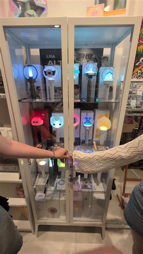 New Lightstick Display Showcase and Your Suggestions!
