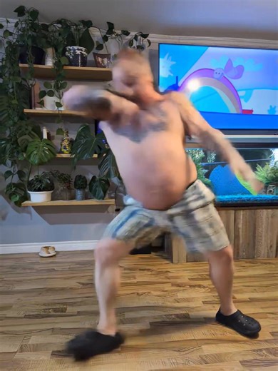 I didn’t check the weather app today but I’m assuming it’s currently snowing in hell. This is the equivalent of seeing a Bigfoot riding a unicorn 😆 | Jen Carpenter