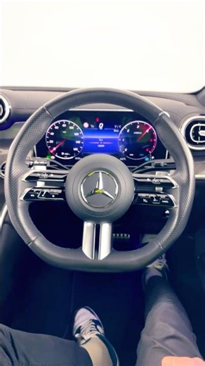 Mercedes-Benz GLC 220 – Interior Overview – Premium Comfort & Design