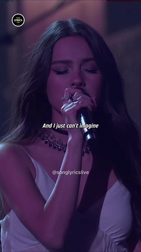 Driver’s License | Olivia Rodrigo #driverslicense #oliviarodrigo #songlyricslive