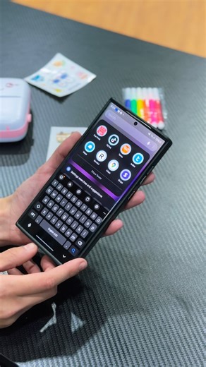 Printing has never been this adorable! 🐾 This mini portable printer is ink-free, USB-C rechargeable, and fits right in your pocket. Perfect for stickers, notes, and photos on the go! 📸✨ | Twayba Store