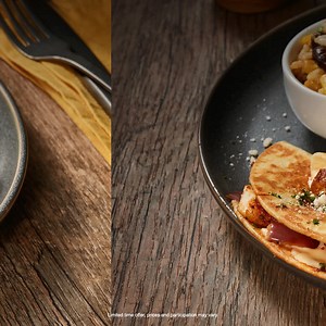 Taco quesadilla = your new obsession, starting at $8.99! Three toasted flour tortillas each filled with cheddar queso and your choice of steak or chicken. | Ruby Tuesday