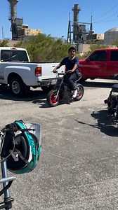 He said he has the fastest pit bike in the world 👍🏾 and no one can beat him🤔 what do you guys think #MiniBoys #minibikelife #shootout | yzdemon416