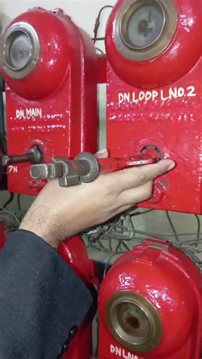 The Key to Safety. 🔑🛤️Railway Interlocking in action. ✅ #railoperator #smarttrain #yshorts