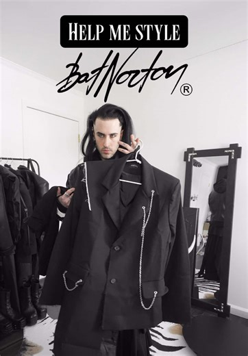 First time trying this alt fashion brand 📦🌑🤤 Wanted to treat myself to a brand I’ve never tried before for my birthday this year and I’m glad I took a chance. This wasn’t sent to me by the brand so I’m giving honest review of the quality. Genuinely loved the blazer, true to size, fast shipping, and was complimented all night on the fit. 🌑 Blazer and Unisex Transformer skirt: @batnorton 🌑 Motorcycle Chelsea boot: @coppingzone 🌑 Wrist cuff: @rickowensonline 🌑 Earring/Ring: @askemblastore Mu