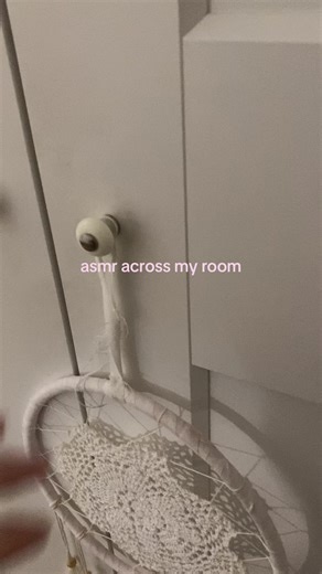 lofi asmr in my room💗💕💞 #lofiasmr #asmrbeginner #tappingasmr #roomtour