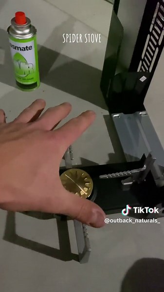 Spider Stove: Compact Camping Cooker