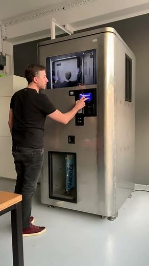 QUICKICE - Q1 Series Ice Vending Machines - 3kg dispensing