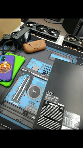 We are pleased to offer for sale a Tripp-Lite PDUMH30HVAT 2U Rackmount PDU. This is a sophisticated Auto-Transfer Switch (ATS) PDU, distinct from a standard power strip, and is specifically engineered to deliver redundant power to equipment that utilizes a single power supply. Should you operate a 24/7 server, a high-performance AI compute rig, or a cryptocurrency mining setup, this unit is designed to ensure your hardware remains operational even in the event of a failure in one power source or