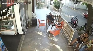 Woman Shot Trying to Stop Cellphone Thief