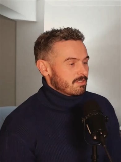 🎙Episodio 129 “Spanish for False Beginners Podcast” 💬 Quiero el amor: España vs Inglaterra Spanish podcast for upper-beginners with César and El Inglés. Listen to the podcast and read the free transcript in Spanish and English. 📱 Free transcript (Spanish & English) Vocabulary Flashcards Exercises https://www.spanishlanguagecoach.com/beginnerspanishpodcast #spanishteacher #spanishlessons #spanishstudent #podcastele #improveyourspanish #spanishcourse #beyondlearningspanish