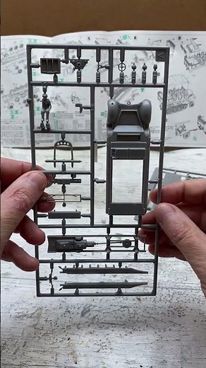 What's in the box? Hasegawa Hobby Kits German Army Sd.Kfz 7 8 ton Half Track. 1/72 scale 31111