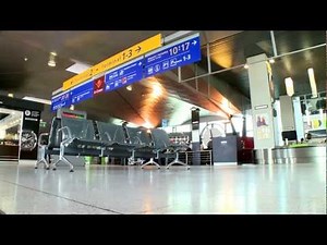 Aéroports de Lyon : qui sont les Airport Helpers ? / Who are Airport Helpers?