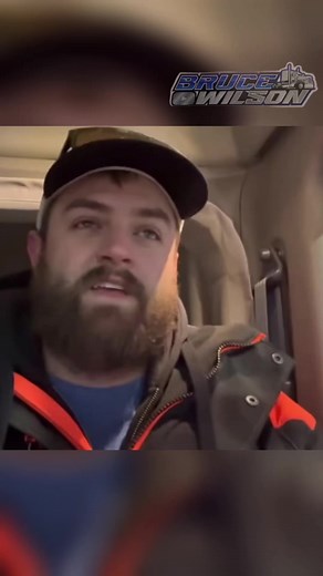 Checking out the Interior of the Peterbilt 589😱 #trucks #trucking #trucker #truckdriver #peterbilt #scania #kenworth #semi #largecarmafia #dodge #diesel #dieseltrucks #dieselpower #dieselmechanic #diesellife #righttracksystem #stance #power #speed #trending #viral | Bruce Wilson