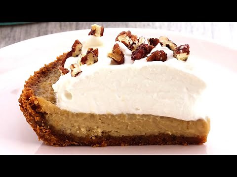 Professional Baker Teaches You How To Make MAPLE CREAM PIE!