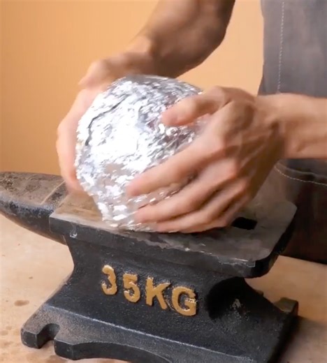 Transforming waste into wonder: Crafting vibrant DIY projects