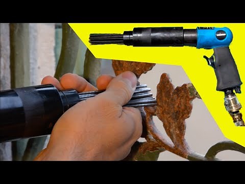 Paint stripping on iron fence #2/2 (with rust remover/needle scraper)