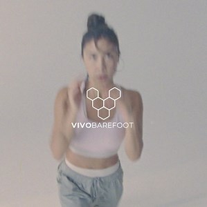 The ultra-lightweight Motus Flex is designed to allow your feet to move and flex unhindered in every direction. | Vivobarefoot