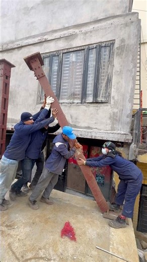 Coordination is Strength: Manually Raising a Structural Column 🏗️🔥 #constructionlife #ytshorts #now