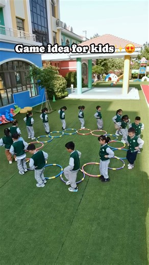 Molly | teacher | traveler🤍✈️ on Instagram: "Little hands, big lessons. From cooking to cleaning to caring for others — kids learning real life skills that will shape confident, independent futures. 💕✨ #RealLifeSkills #LearningThroughLife #LifeSkillsForKids #MontessoriLife #PracticalLearning #IndependentKids #EverydaySkills #FutureReady #HandsOnLearning #KindergartenLife #GrowingUpStrong #幼儿园生活"