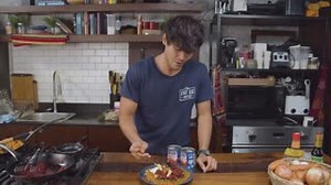 55K views · 1.4K reactions | Taking canned corned beef to the next level with these super easy recipes! New video on Youtube!  KIMCHI FRIED RICE + ONION RINGS RECIPE: https://youtu.be/e1eReNLE3V0  | FEATR | Facebook