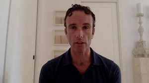 Former Marine helping Afghans evacuate hits at Biden administration