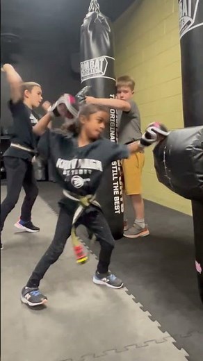 KMD Kids! Training hammer fists during Krav Maga Yellow Belt Test #kravmaga #muaythai #basrutten