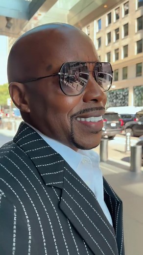 FIGHT NIGHT x NEW YORK! 💥🥊 this city owes me NOTHING! New episode NOW STREAMING!! #FightNight