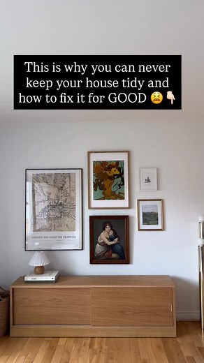 It’s actually not your fault 😩👇🏻 The reason you can’t keep your house clean is because: -Amazon exists and it’s wayyyyy too easy to impulse shop so clutter piles up overnight -Marketing is shoved in our faces 24/7 more than any other generation in history -Our schedules are more full than ever before -Thanks to social media, we are comparing ourselves to everyone else more than ever before, causing us to buy more & do more than we can realistically handle -Dual working parents/ households are