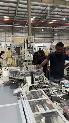 HLP Machine Packaging Process | High-Speed Cigarette Packing Line in Action