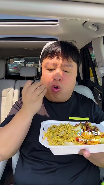 Trying out Panda Express Food Review! Lets see how it tastes. #fastfood #fastfoodreview #foodreview #foodcritic #critic #mukbang #eating #eatingshow #pandaexpress #pandaexpressfood #pandaexpressorangechicken #chinesefood #fyp #fypシ #viral #trending #tiktok #food #foodtok