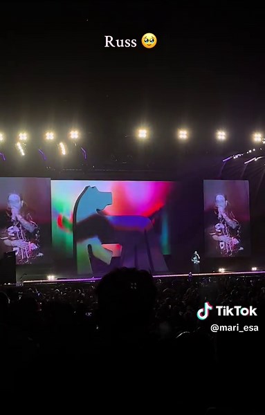 Russ: Unforgettable Live Performances in Las Vegas