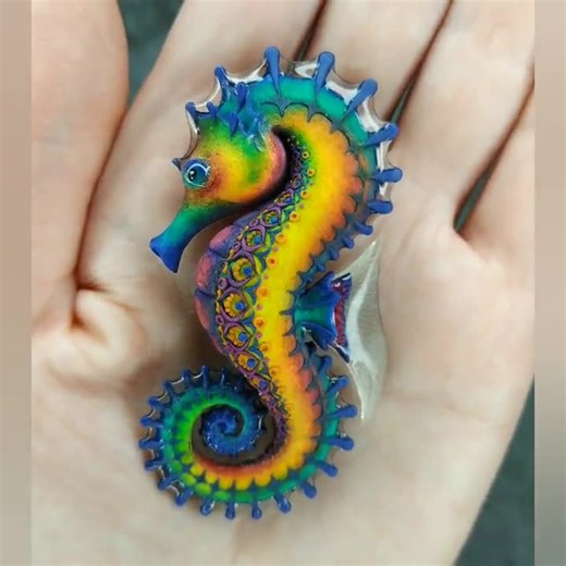 VIDEO TUTORIAL. Brooch Seahorse. Polymer Clay... and UV Resin - Etsy