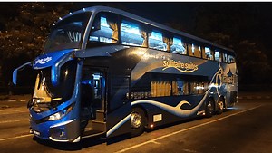 頭等艙過境巴士｜馬來西亞吉隆坡到新加坡全記錄｜First Class Solitaire Suite｜在巴士上享飛機班的服務｜車掌小姐｜Transtar