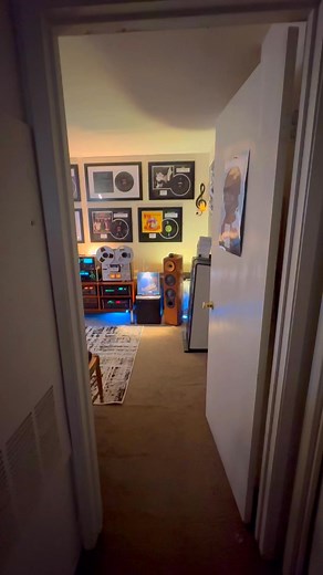 35K views · 329 reactions | Happy New Years everyone! Enjoying my Humble System #mcintosh #bowersandwilkins #project #turntable #AudioTechnica #pioneer #diatone #akai #teac #vinyl #records #hifiaudio #hifi #hifistereo #stereo #audiophile #vintage #modern #enthusiasts #audio #reelsviralシ #reelstrending #reel2real #highlightseveryone #viral #share #fbreelsfypシ゚ #music #ManCave #classic | Know-well Alcantara | Facebook