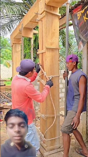 "Unbelievable Technique! Senior Builder Handling Fragile Column Moulds"#viral