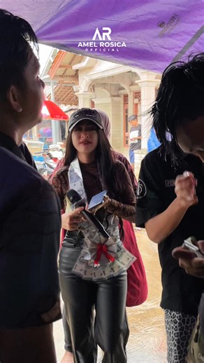 Amel Rosica on Instagram: "Seisi ati #Amelrosica #trending"