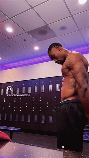 Wednesday Lower body day 🦵🏾 WARM UPS: Incline treadmill 5-10 min Jump Rope 5-10 min Lunges Single leg RDL's Duck walk 3x7 EXERCISES: Power clean 8x3 (gradually go up in weight) DB single leg squat 5x5 4 rounds of DB straight leg deadlift and single leg hip thrust 4x7 V- ups 3x17 FOLLOW FOR MORE WORKOUTS MAKE YOU SURE YOU STRETCH AND STAY HYDRATED #goldmouthfitness #fyp #fitness #explorepage